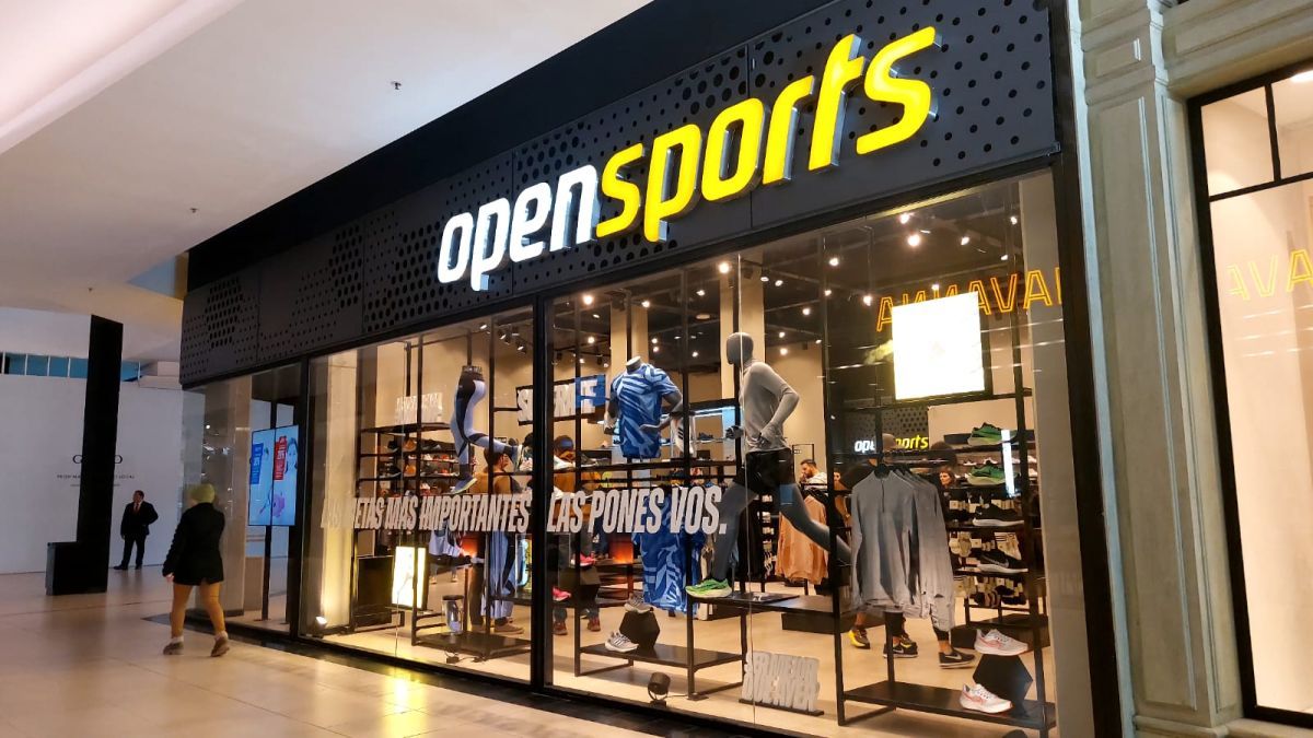 Se inauguró una nueva sucursal de Open Sports en el Paseo Aldrey ...