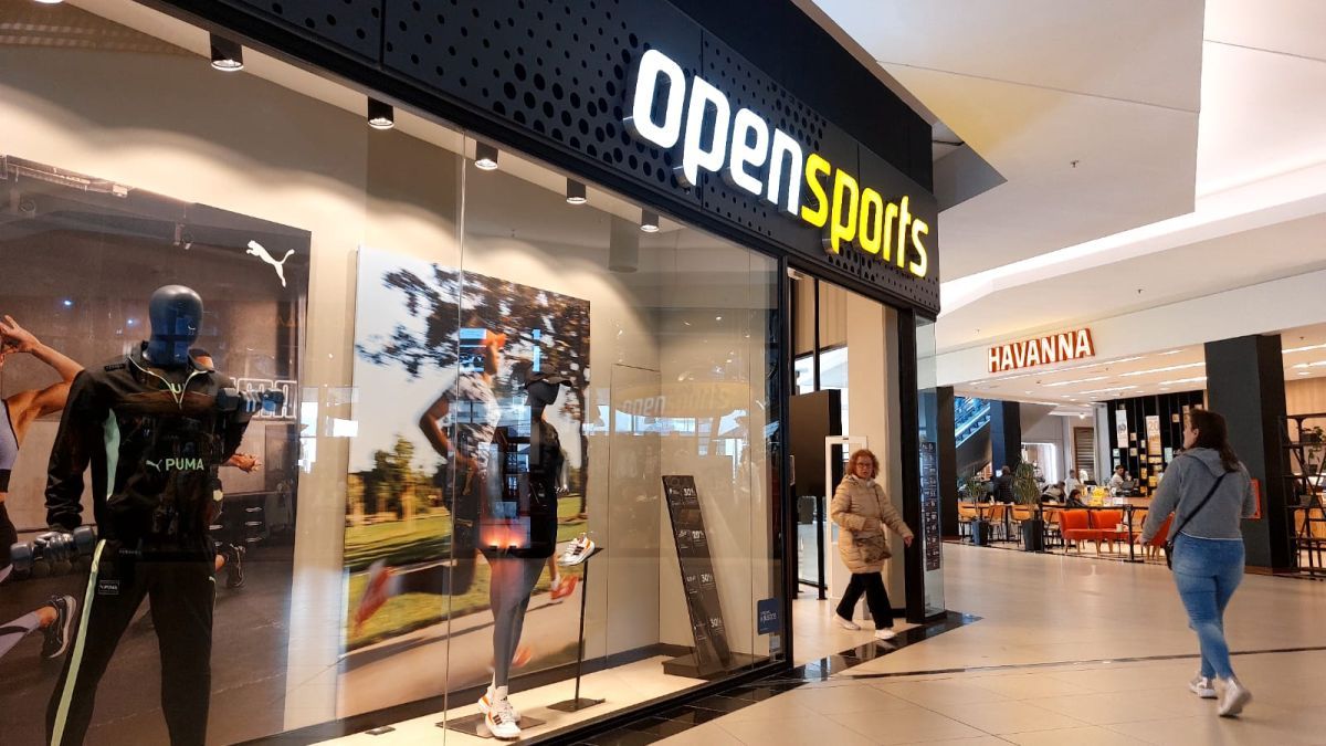Se inauguró una nueva sucursal de Open Sports en el Paseo Aldrey ...