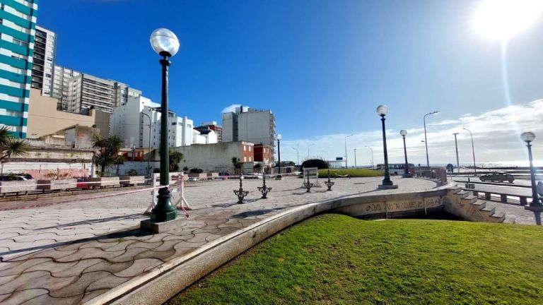 Completan puesta en valor y trasladan destacada escultura en la ...