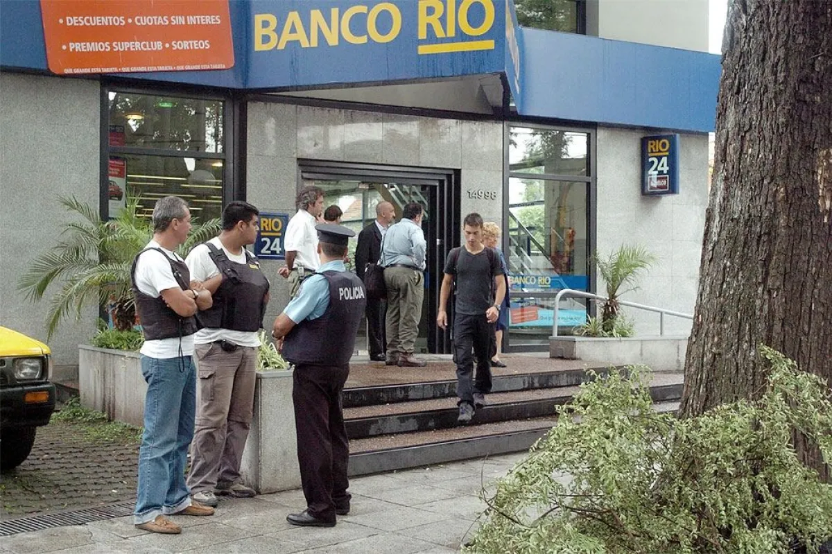Se cumplen 18 años del recordado "Robo del Siglo" al banco Río de ...